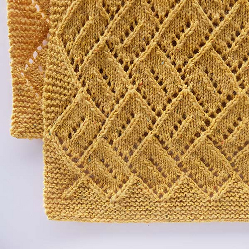 Ravelry: Lattice Dreamweaver Shawl pattern by nalhcib