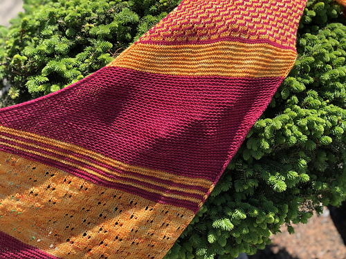 Ravelry: Wotan Shawl pattern by Ursalia Fibres Studio