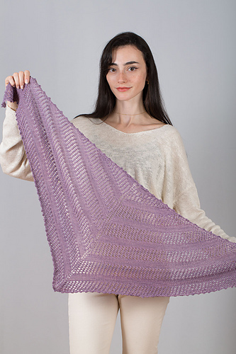 Ravelry: Kashimi 16 pattern by Urth Yarns