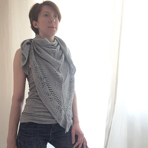 Ravelry: Shawl Fragrance of meadows pattern by Valentina