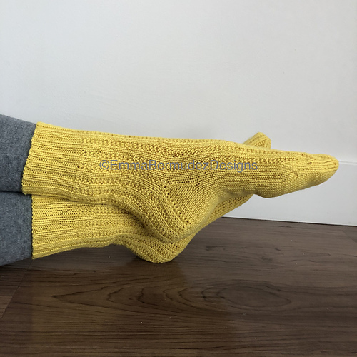 Ravelry: Broken Rib Sock pattern by Emma Bermudez