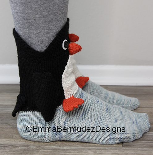 Ravelry: Waddle Feet pattern by Emma Bermudez