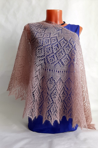 Ravelry: Iberis Fichu pattern by Venera Sharipova