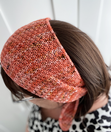 Ravelry: Tippets pattern by Claire Slade