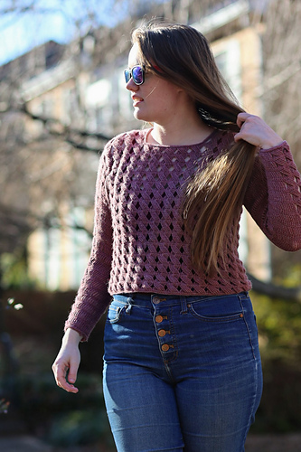 Ravelry: Hourglass Crochet Top pattern by Ana-Maria
