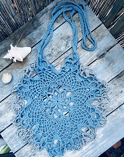 Ravelry: Enchantress Beach Bag pattern by Vice Crochet