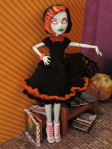 Ravelry: Yet another Monster High Dress pattern by Samira Jessica