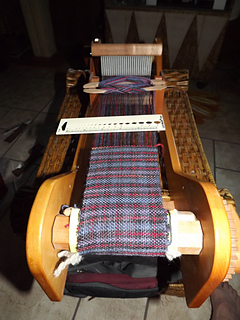 Ravelry: VickiWithNoE's Little strip on the Mystery Loom