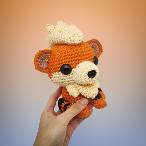 Ravelry: Growlithe & Arcanine pattern by Erin Kim