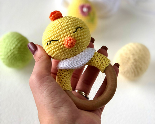 Ravelry: Baby Rattle Chicken /Teether Amigurumi pattern by Vinera Eyer