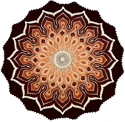 Ravelry: EXPANDING UNIVERSE Mandala pattern by Vio Vieux