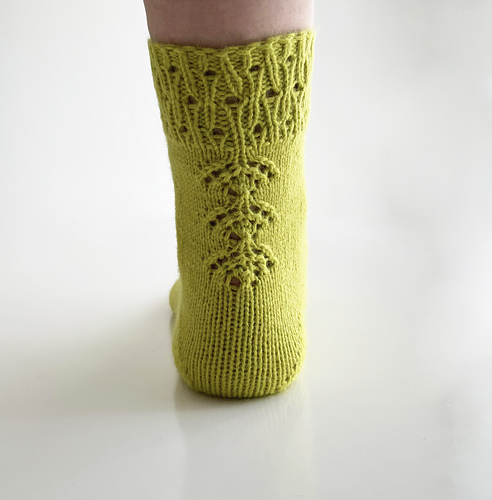 Ravelry: Flowering Twig pattern by VknitB