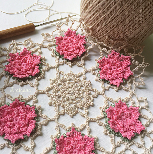 Ravelry: Talandra's Rose Doily pattern by Julia Hart