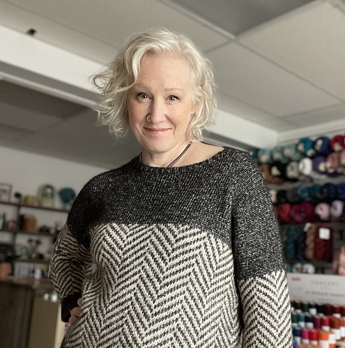 Ravelry: Avance pattern by Chelsea Lee-Keenan & Danielle Comeau