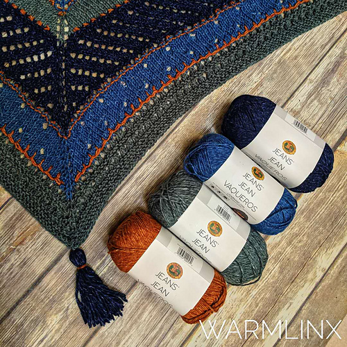 Ravelry: Denim Patchwork Scarf pattern by Weiyan Huang