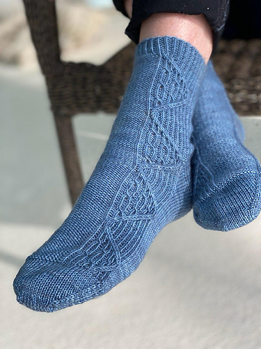 Ravelry: Shoreline Socks pattern by Tracie Millar