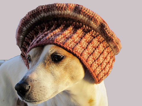 Ravelry: Beret Cup Cake Rose pattern by Wedina Schmidt