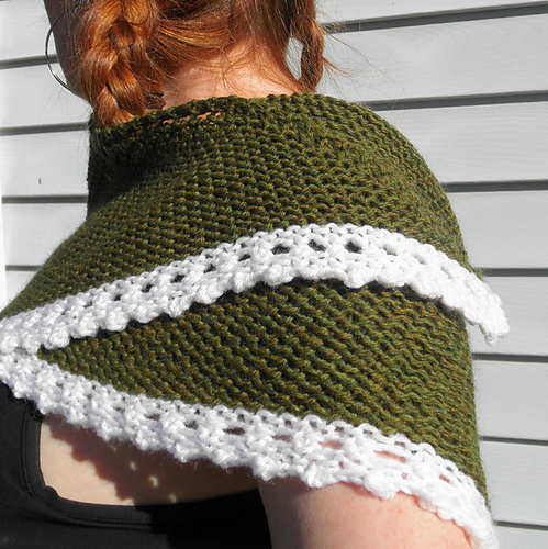 Ravelry: Topo Gigio Shawl - Any Yarn pattern by Wee Sandy
