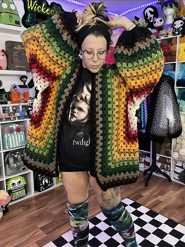 Ravelry: Granny Hexagon Cardi Mod Guide pattern by Andrea R. Williams