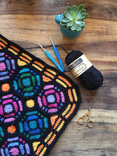 Ravelry: Painting with Light pattern by CatsWhiskers Crochet