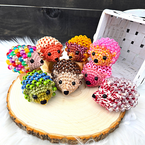 Ravelry: Beaded Fidget Hedgehog pattern by Emily Nigro