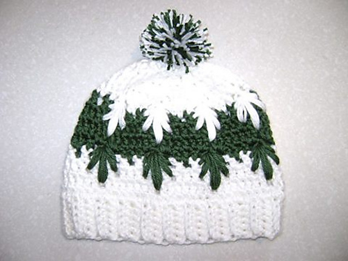 Ravelry: Frozen Winter (bun) Hat pattern by Wilma Westenberg