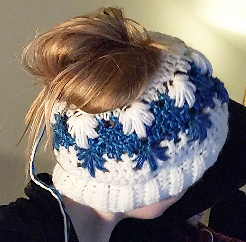 Ravelry: Frozen Winter (bun) Hat pattern by Wilma Westenberg