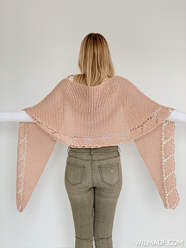 Ravelry: Vibrant Virginia Shawl pattern by Wilma Westenberg
