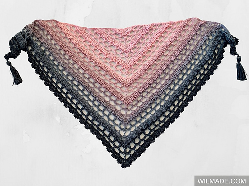 Ravelry: Enchanting Eva Shawl pattern by Wilma Westenberg