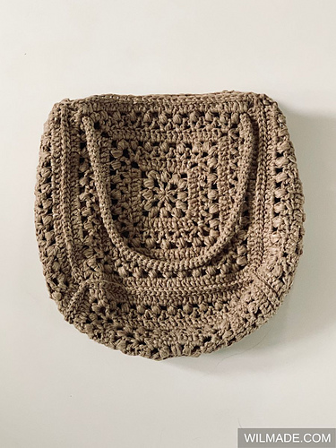 Ravelry: Tulip Square Tote pattern by Wilma Westenberg