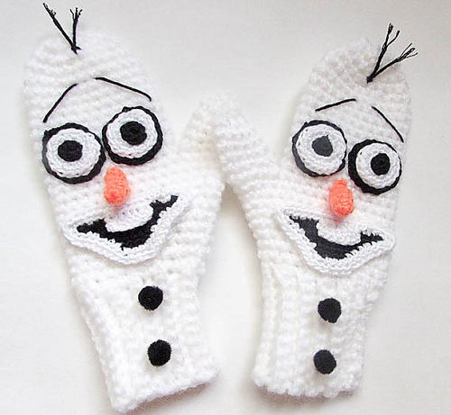 Ravelry: Olaf Frozen Snowman Mittens pattern by Wistfully Woolen