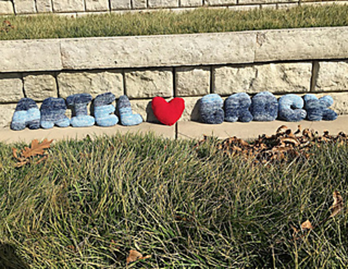 Ravelry: Bubble Writing Alphabet pattern by Anna Funnell