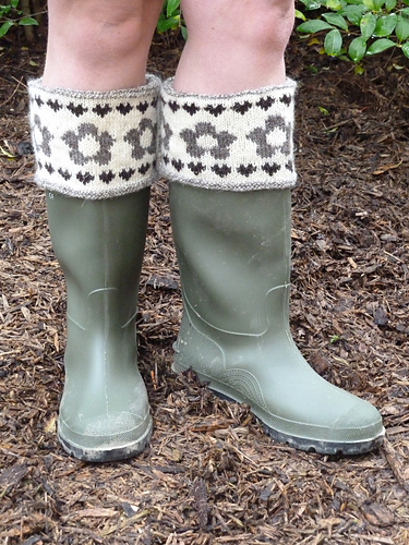 Ravelry: Farm & Festival Welly Toppers pattern by Sarah Alderson