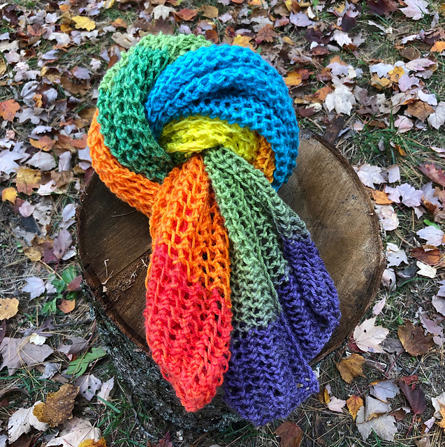 Ravelry: Fishnet Rainbow Scarf pattern by Valerie Ertman (Knits4Sanity)