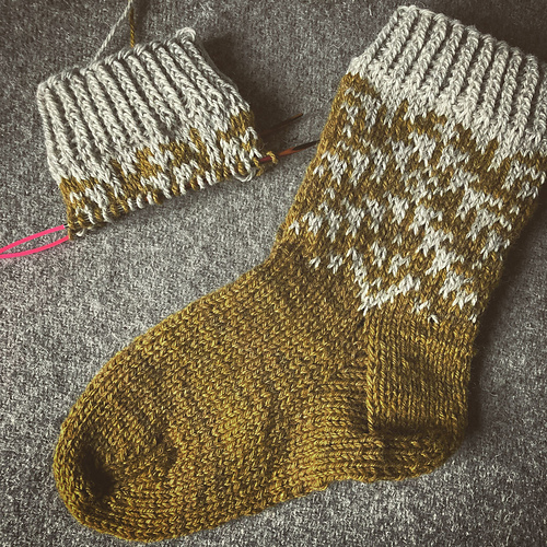Ravelry: First Light Socks pattern by Lív Ulven