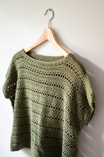 Ravelry: Box Top pattern by Melissa Fisher