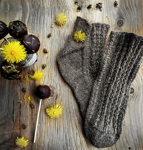 Ravelry: Cabled Viking Socks pattern by Daki De Alwis