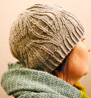 Ravelry: Sipulihattu/The Onion Hat pattern by Tiina Huhtaniemi