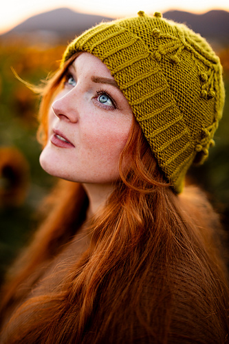 Ravelry: Snowdrop Hat pattern by Wool & Pine