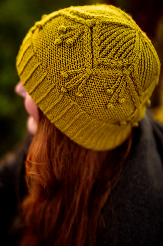 Ravelry: Snowdrop Hat pattern by Wool & Pine