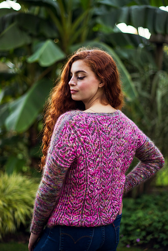 Ravelry: Broadleaf pattern by Wool & Pine
