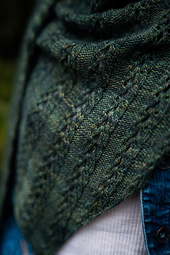 Ravelry: Dunedrifter Shawl pattern by Wool & Pine