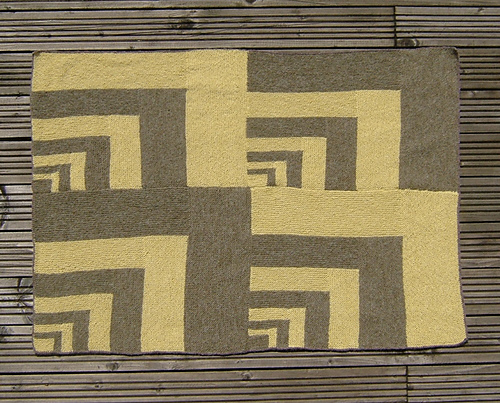 Ravelry: AO pattern by Woolly Thoughts