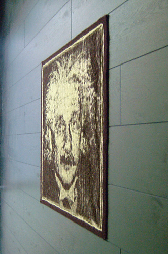 Ravelry: Einstein Illusion pattern by Steve Plummer