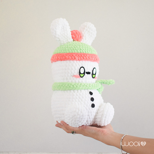Ravelry: Marsh the Snowbunny pattern by Wooli Amigurumis