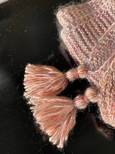 Ravelry: Flamingo Wrap pattern by Lucy Bogart