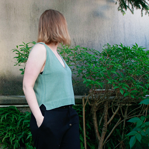Ravelry: V_tank_top pattern by Woolmi