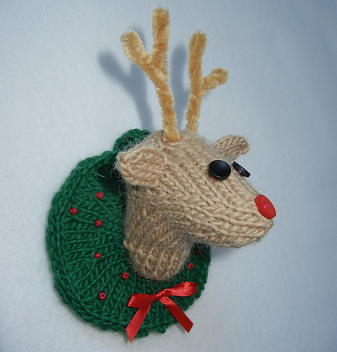 Ravelry: Christmas Moose pattern by Cheryl Andrews