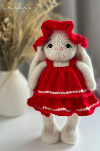 Ravelry: Little bunny toy pattern by Ola Oslopova