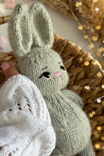 Ravelry: Knit Little Bunny pattern by Ola Oslopova